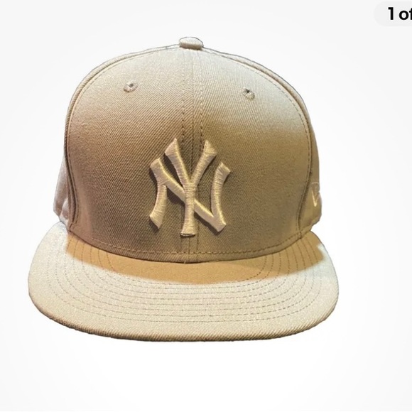 New Era | Accessories | New Era Ny Yankee Grey Fitted Cap Sz 7 8 | Poshmark